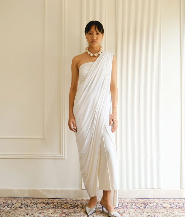 Concept Saris – BB